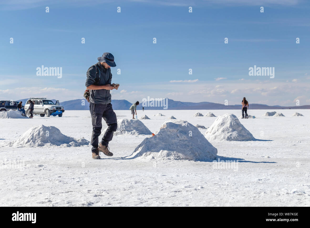 Bolivia salt flats safari hi-res stock photography and images - Alamy