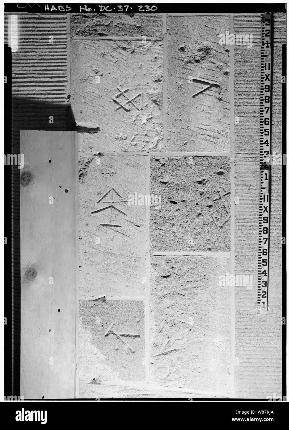 Masons marks hi-res stock photography and images - Alamy