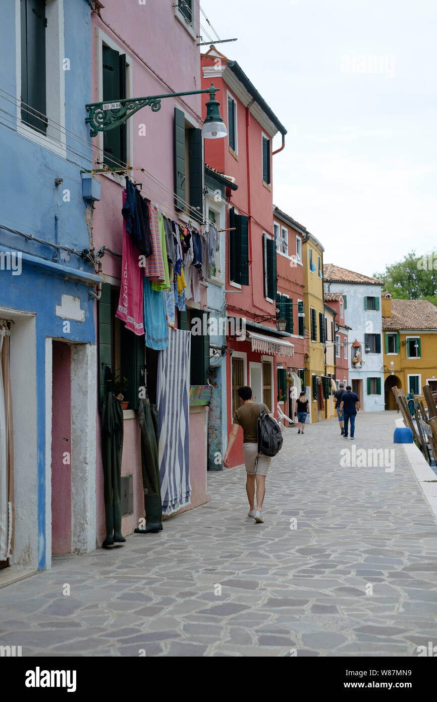 Colourful houses in the fishing village of Burano, Venice Stock Photo - Alamy