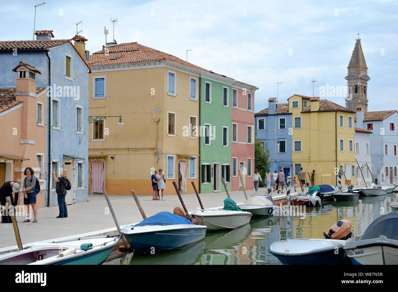 Colourful houses in the fishing village of Burano, Venice Stock Photo - Alamy