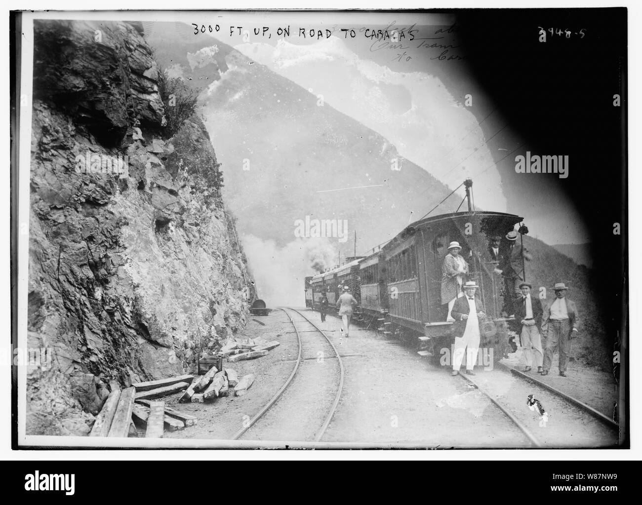 3000 ft Cut Out Stock Images & Pictures - Alamy