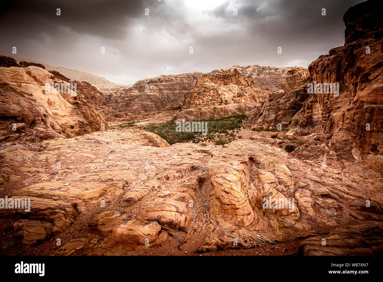 Limestone landscape hi-res stock photography and images - Alamy