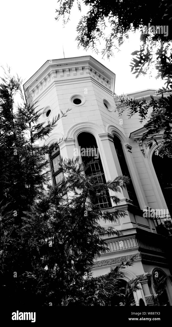 Interbelic architecture hi-res stock photography and images - Alamy