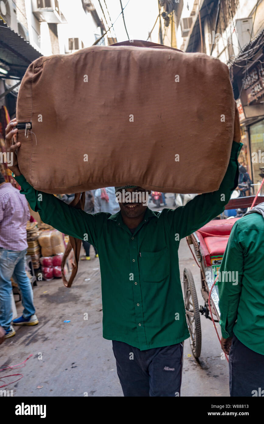 Big Load Man Stock Photos & Big Load Man Stock Images - Alamy
