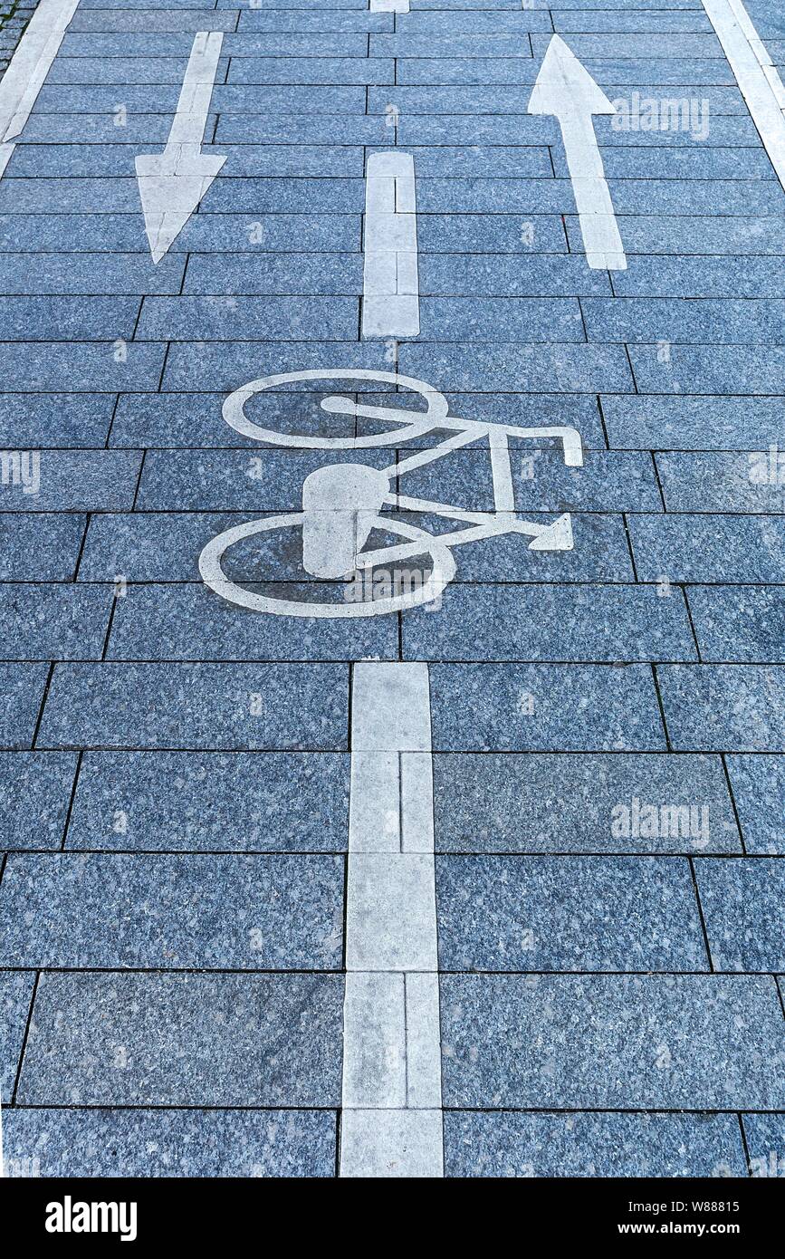 Cycle path lane marked hi-res stock photography and images - Alamy
