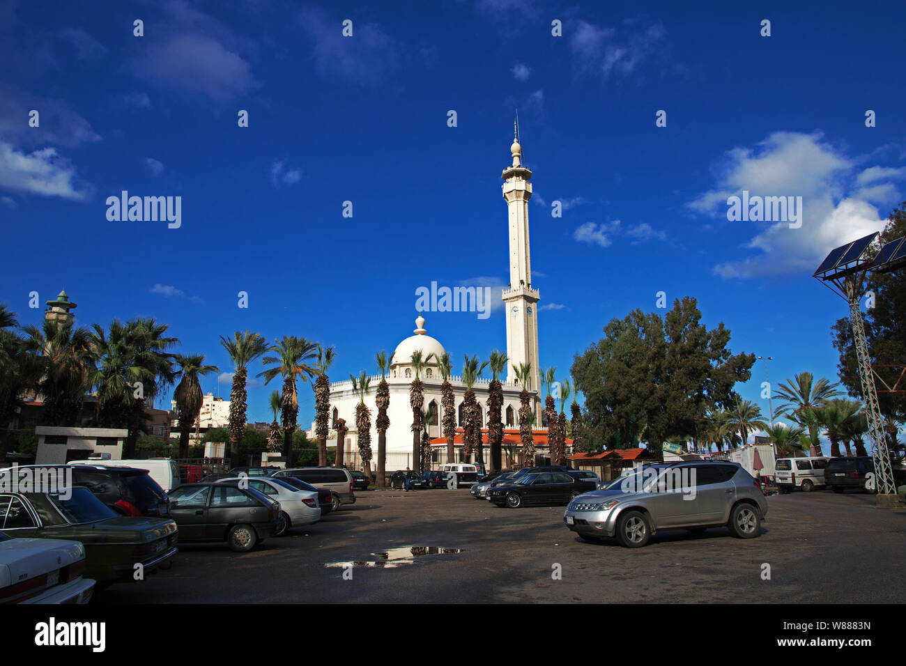 Tripoli lebanon mosque hi-res stock photography and images - Alamy