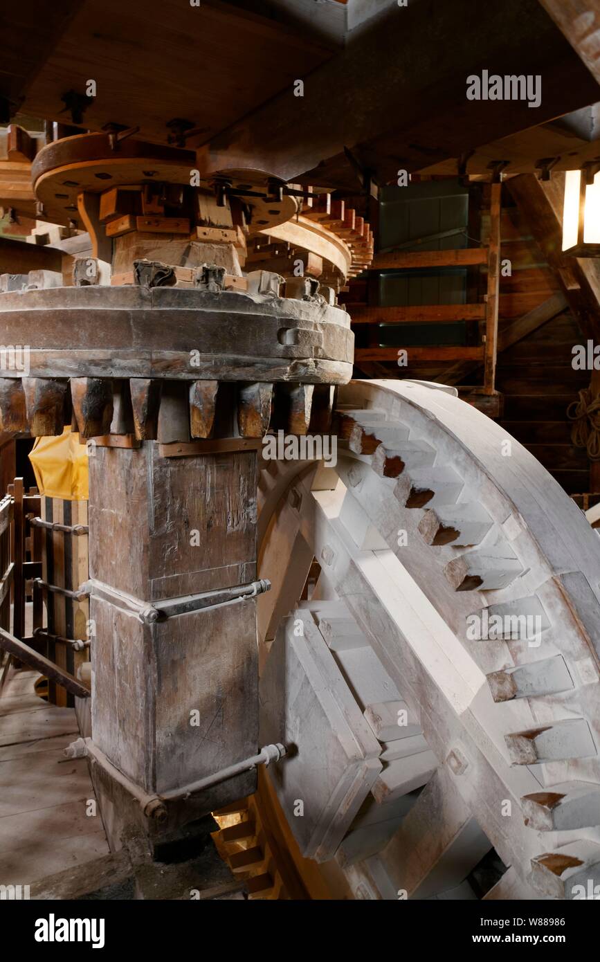 Wooden Gears Inside Windmill High Resolution Stock Photography and ...
