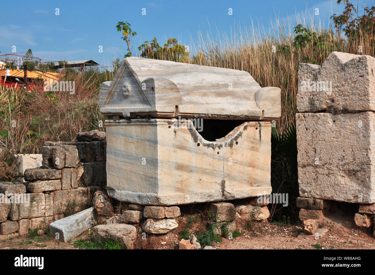 Roman ruins in Tyre (Sour), Lebanon Stock Photo - Alamy