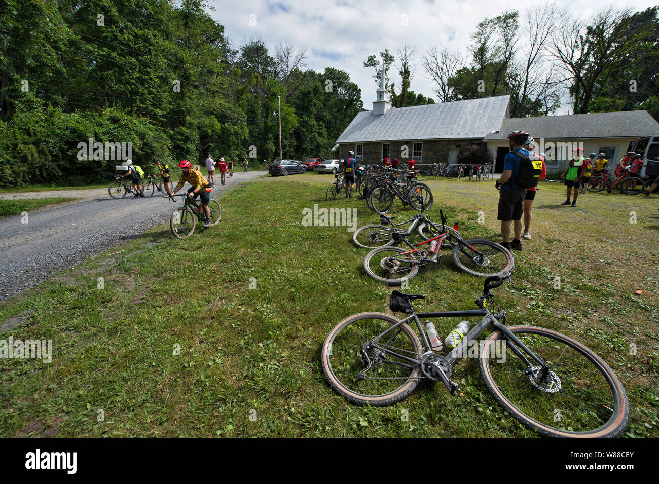 1725 gravel grinder hi-res stock photography and images - Alamy