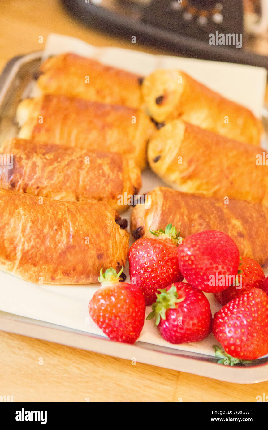 Pastries cooker hi-res stock photography and images - Alamy