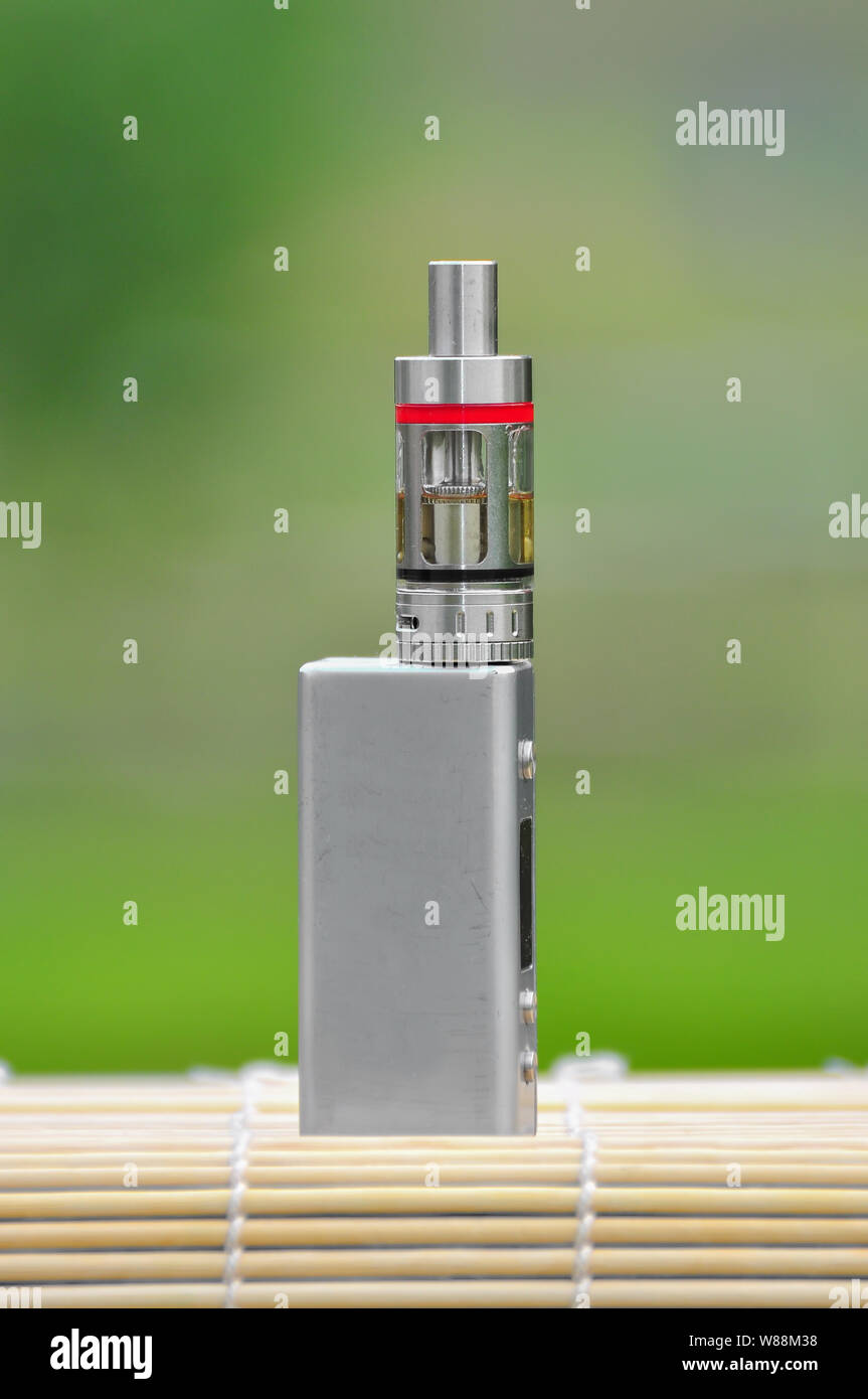 Cigarettee hi-res stock photography and images - Alamy