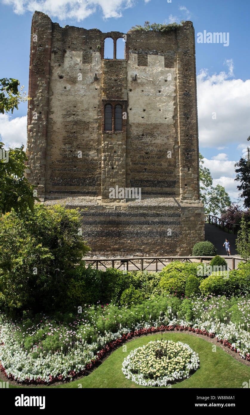Guildford castle building hi-res stock photography and images - Alamy