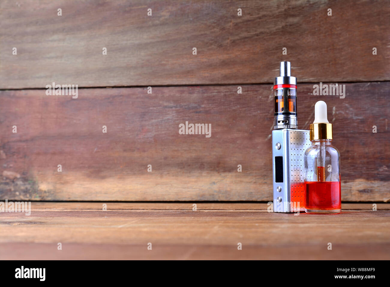 Vaping system hi-res stock photography and images - Alamy