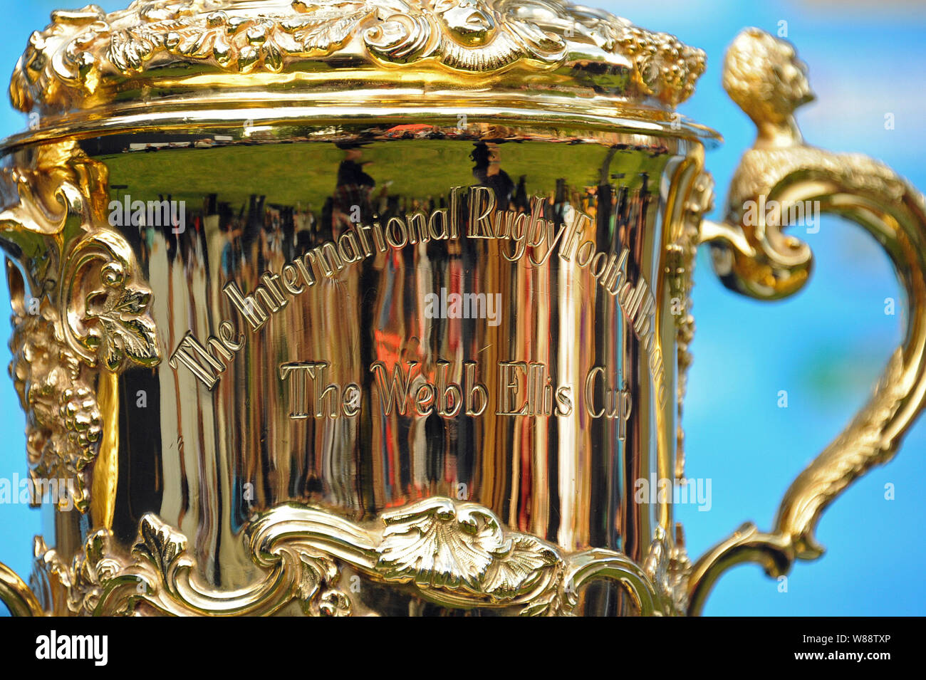 Rugby world cup trophy hi-res stock photography and images - Alamy