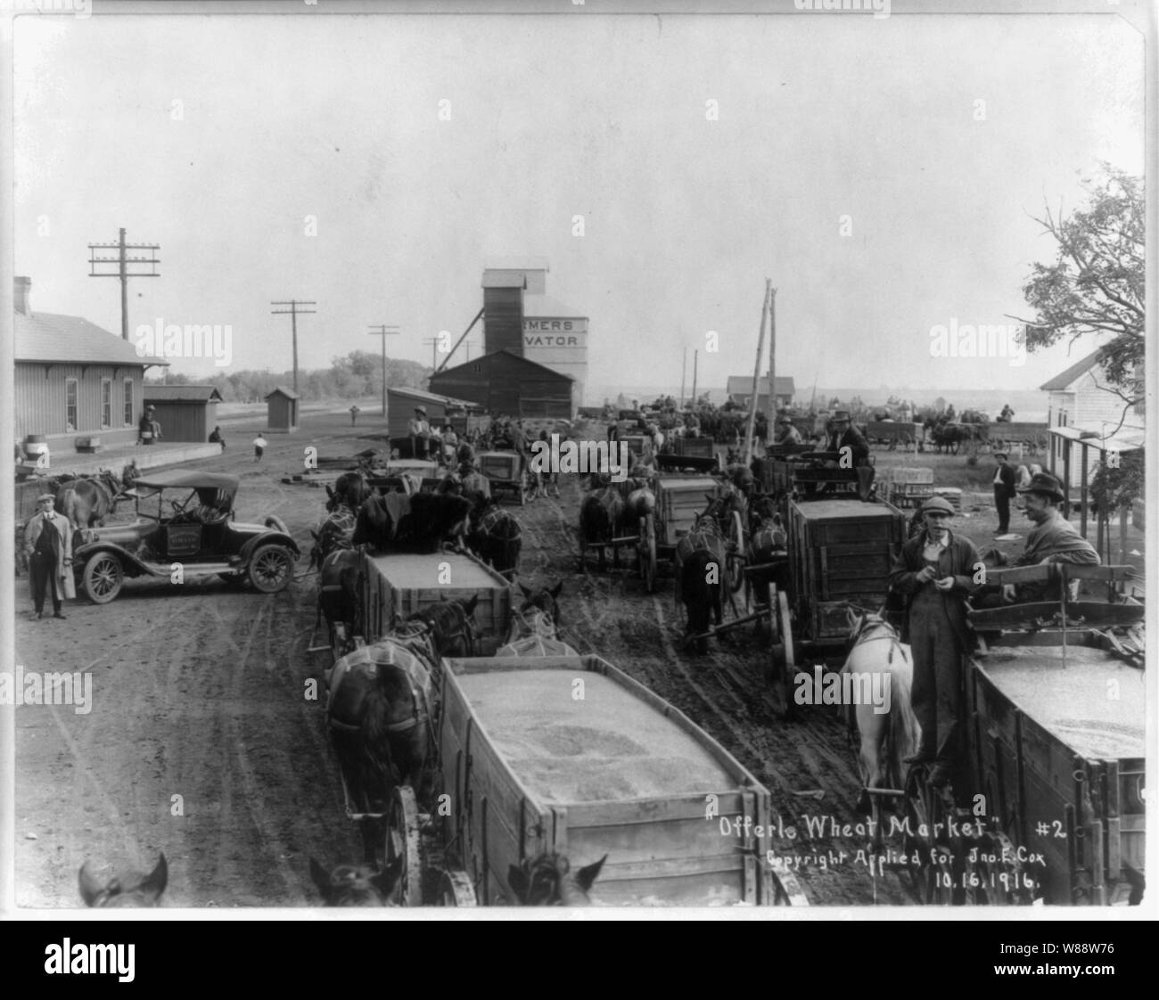 Offerle wheat market Stock Photo - Alamy