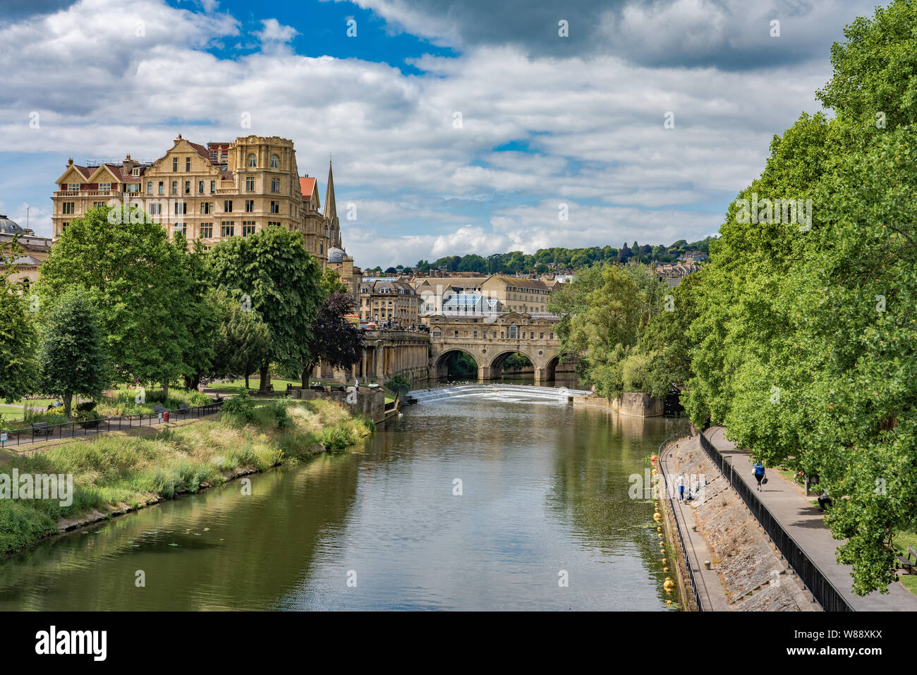 Scenic view of the River Avon in Bath, UK Stock Photo - Alamy