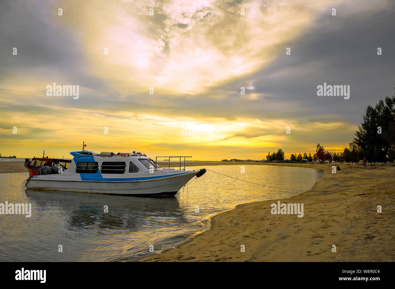 Motorized sail boat hi-res stock photography and images - Alamy