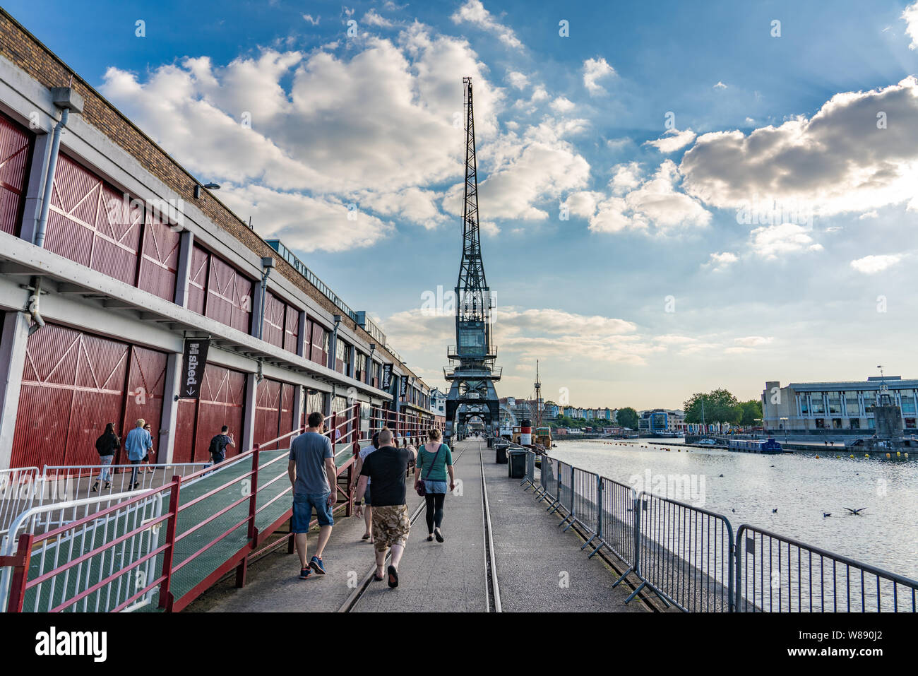 Riverside walking hi-res stock photography and images - Alamy