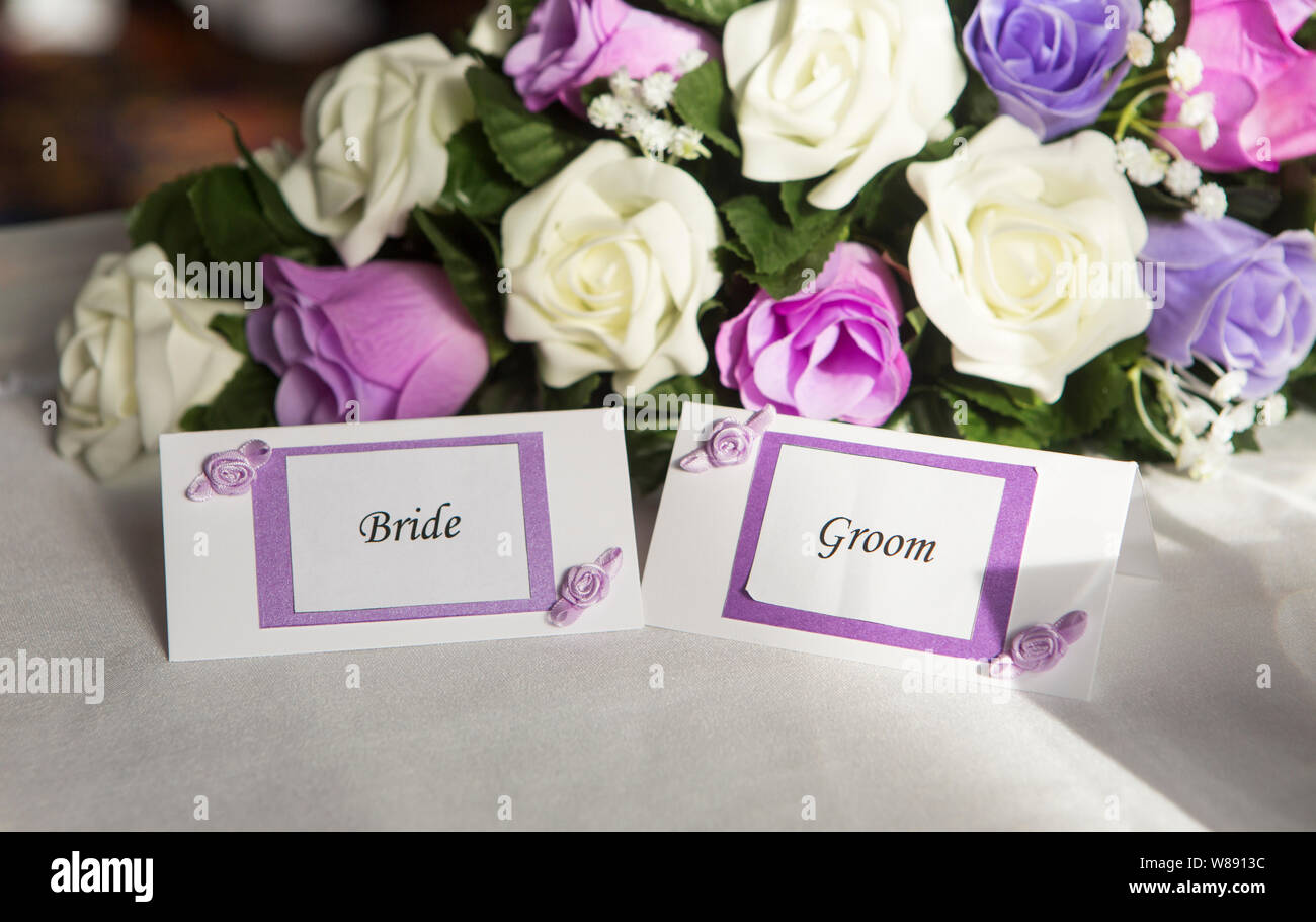 Name tags wedding reception hi-res stock photography and images - Alamy