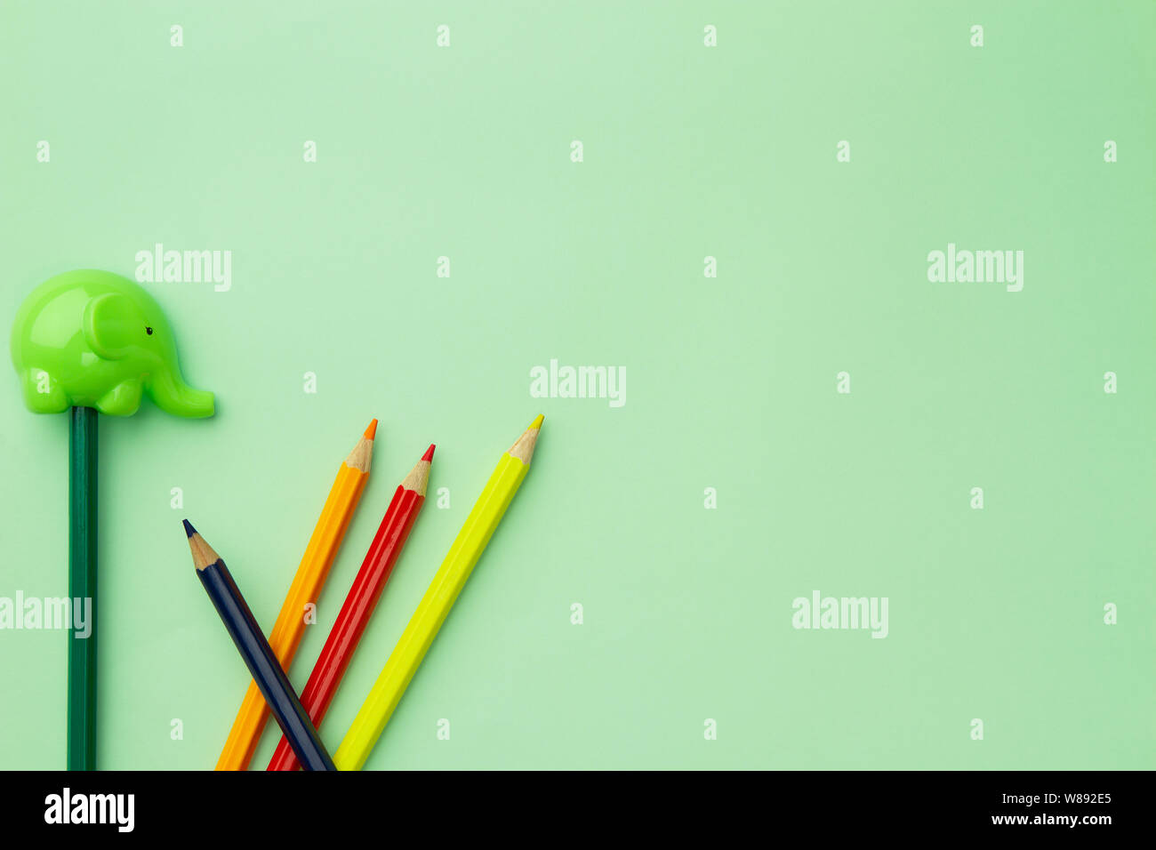 Green pencil hi-res stock photography and images - Alamy