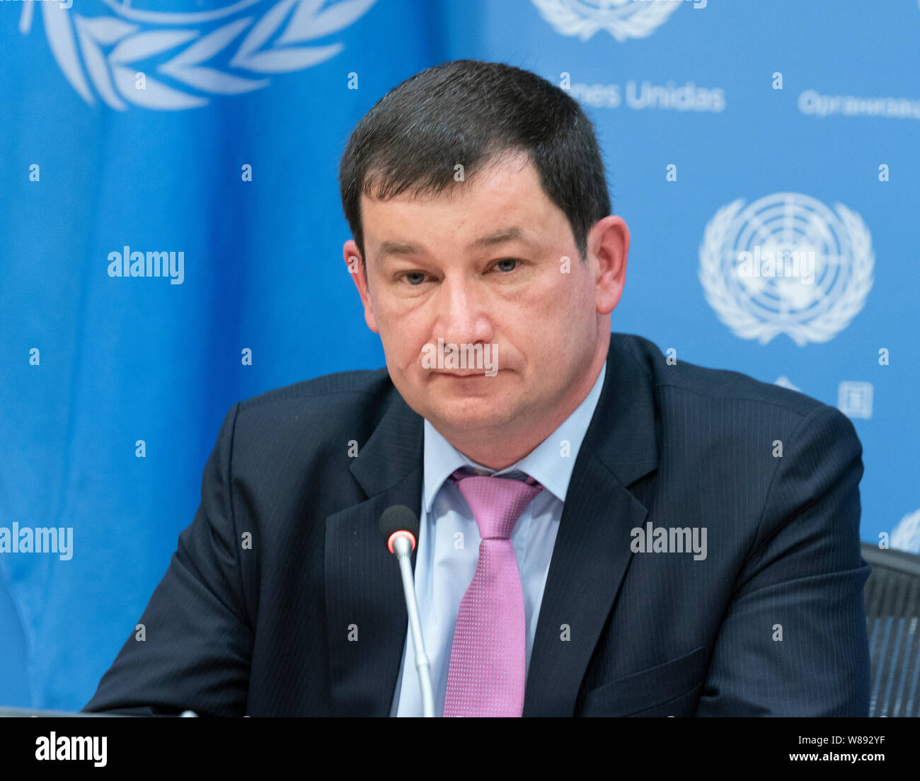 Cooperations hi-res stock photography and images - Alamy