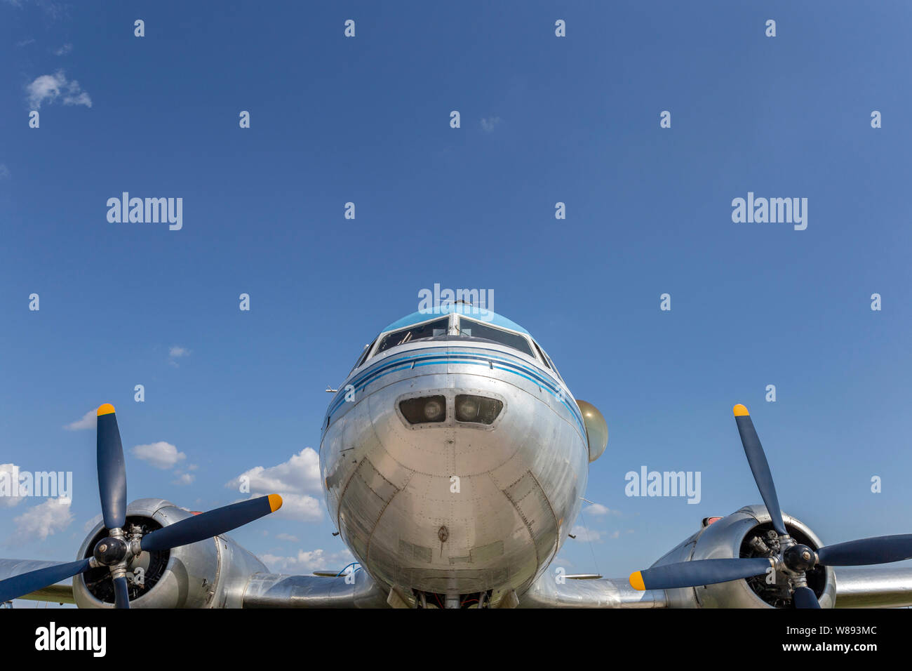 Small old aircraft engine close hi-res stock photography and images - Alamy