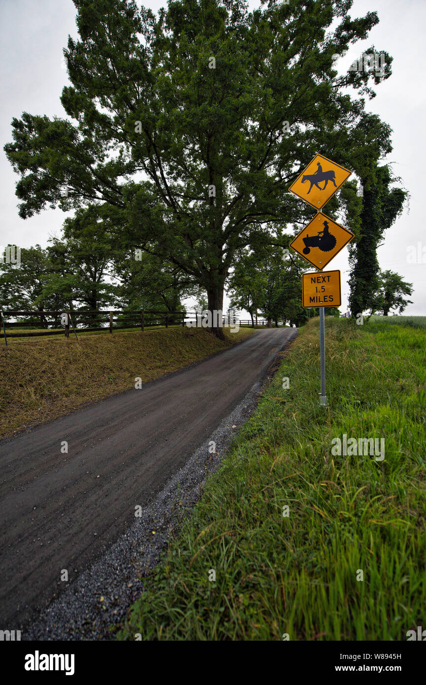 Indian town gap hi-res stock photography and images - Alamy