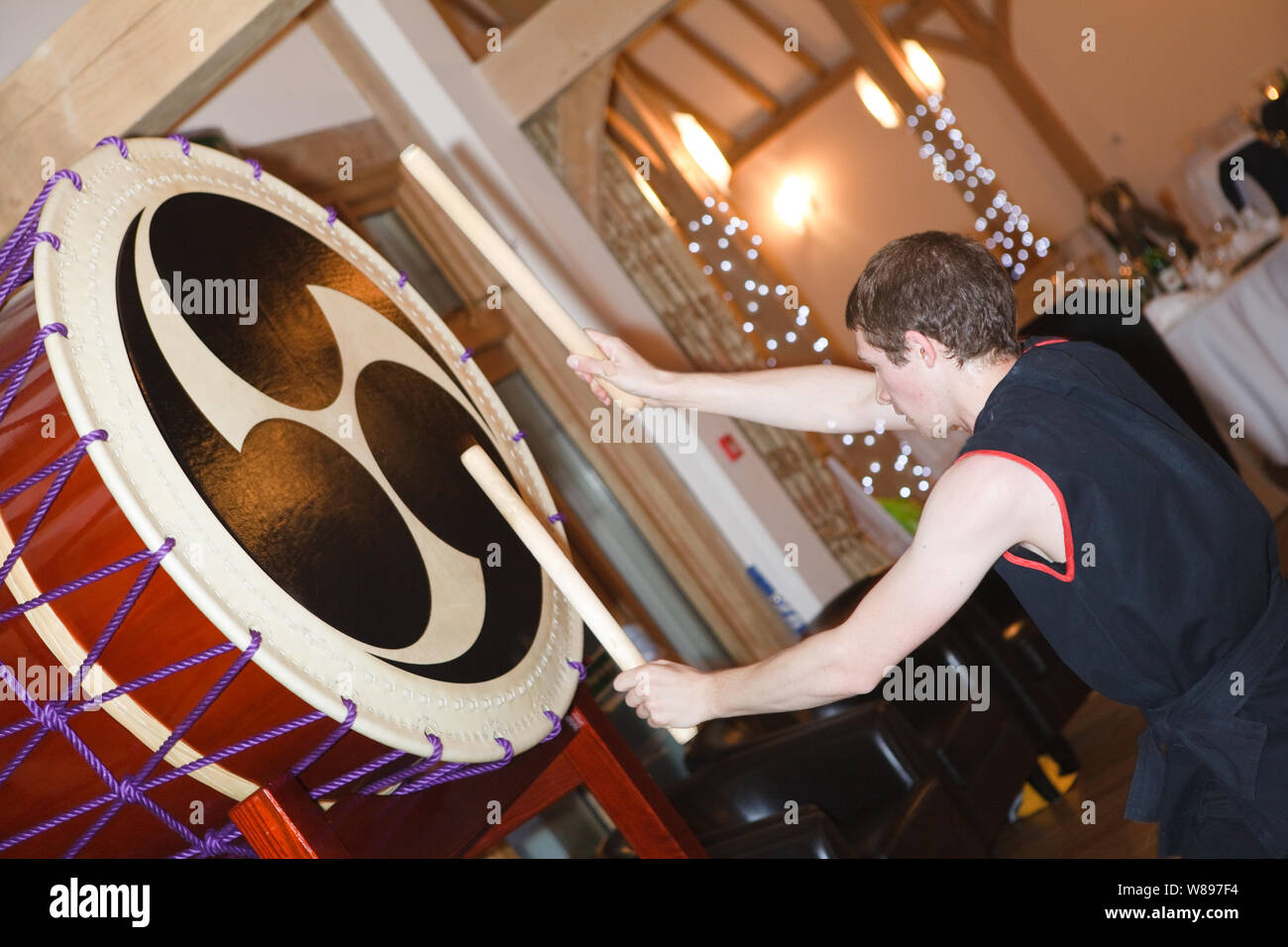 Taiko drum sticks hi-res stock photography and images - Alamy