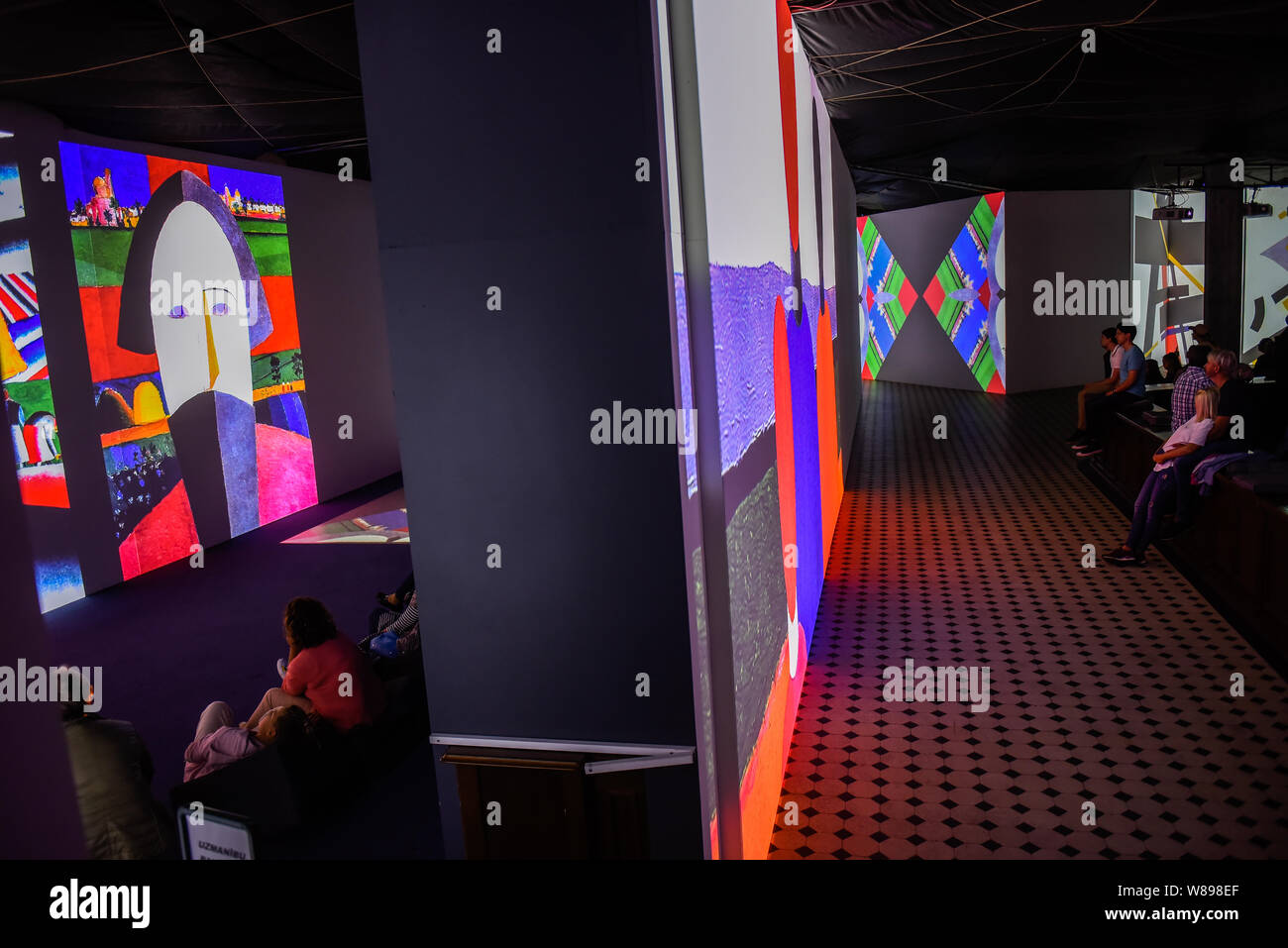 Projection rooms hi-res stock photography and images - Alamy