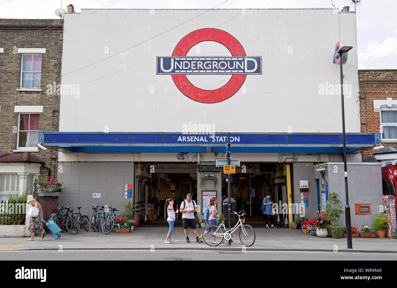 Arsenal Underground Station on the Piccadilly line with people outside ...