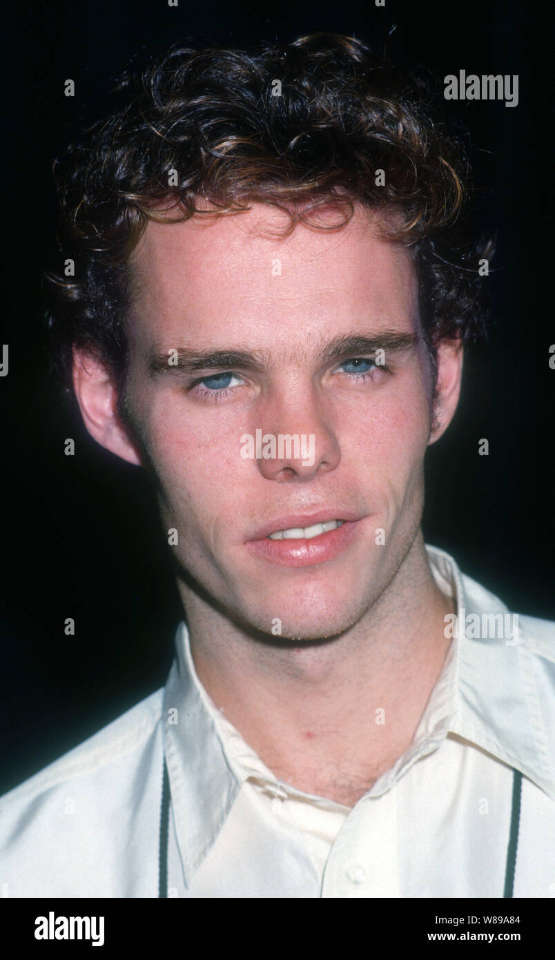 Kevin dillon actor hi-res stock photography and images - Alamy