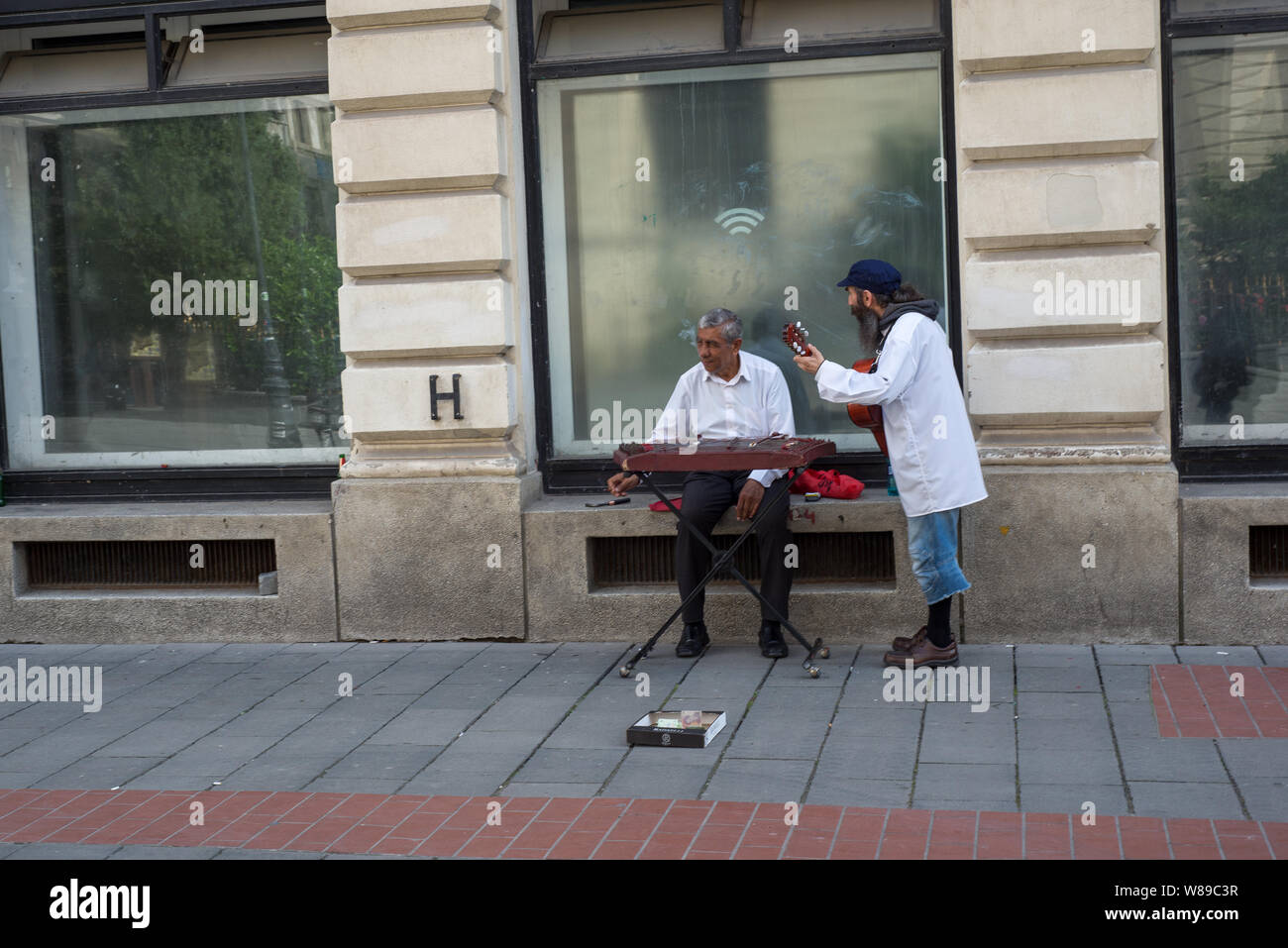 Romanian people hi-res stock photography and images - Alamy