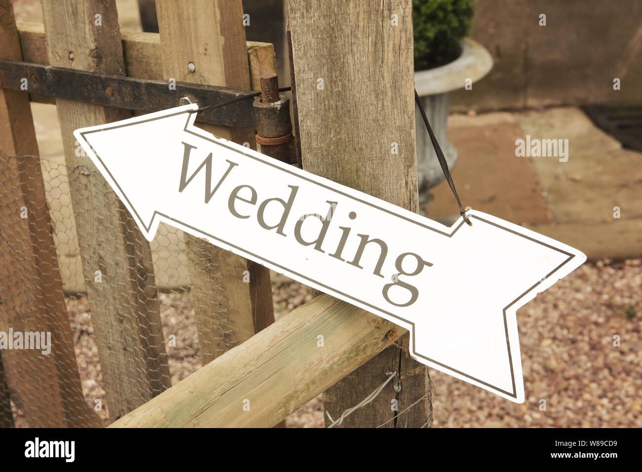 Wedding reception sign with arrow hi-res stock photography and images ...