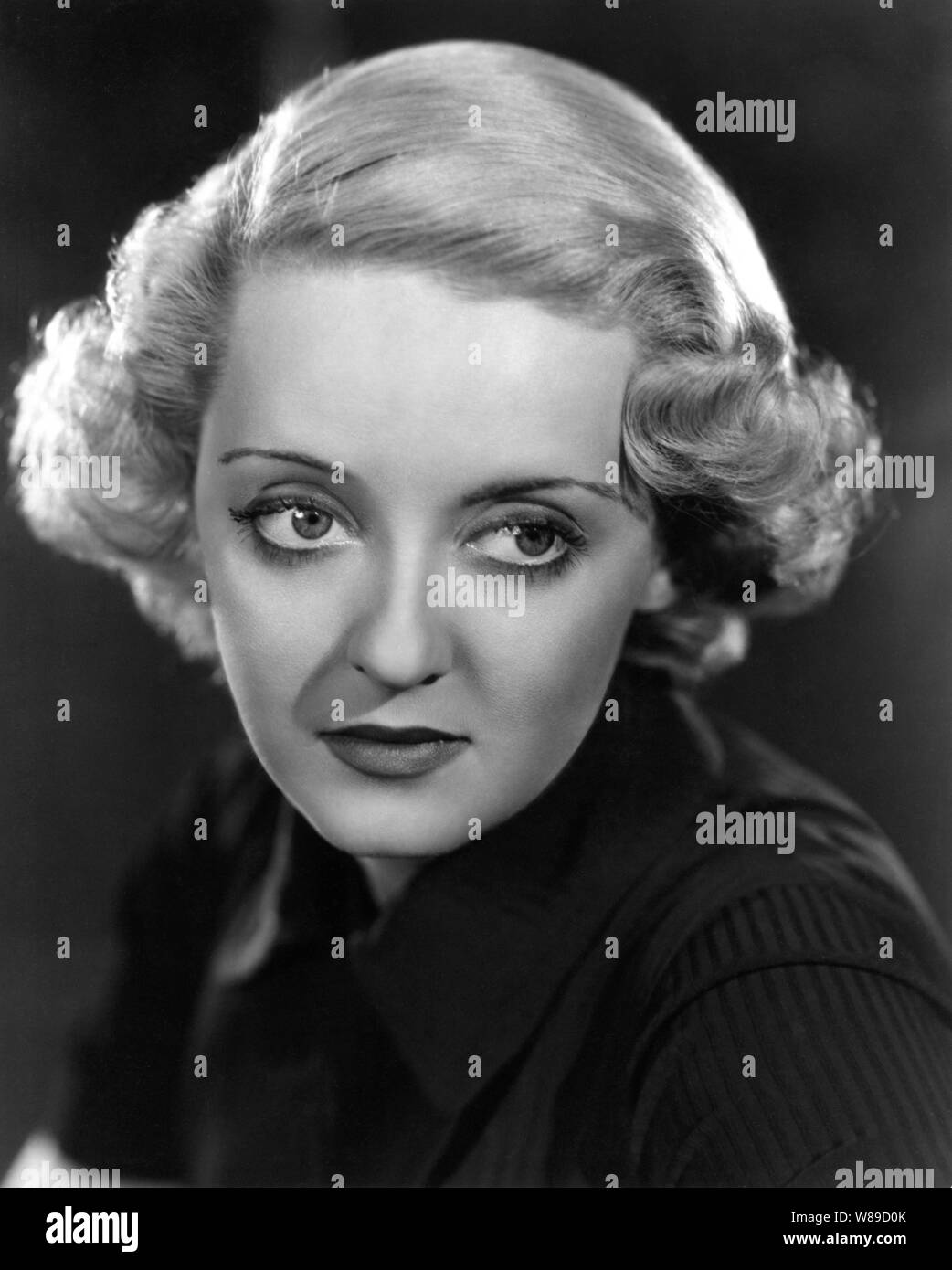 Dangerous 1935 bette davis hi-res stock photography and images - Alamy