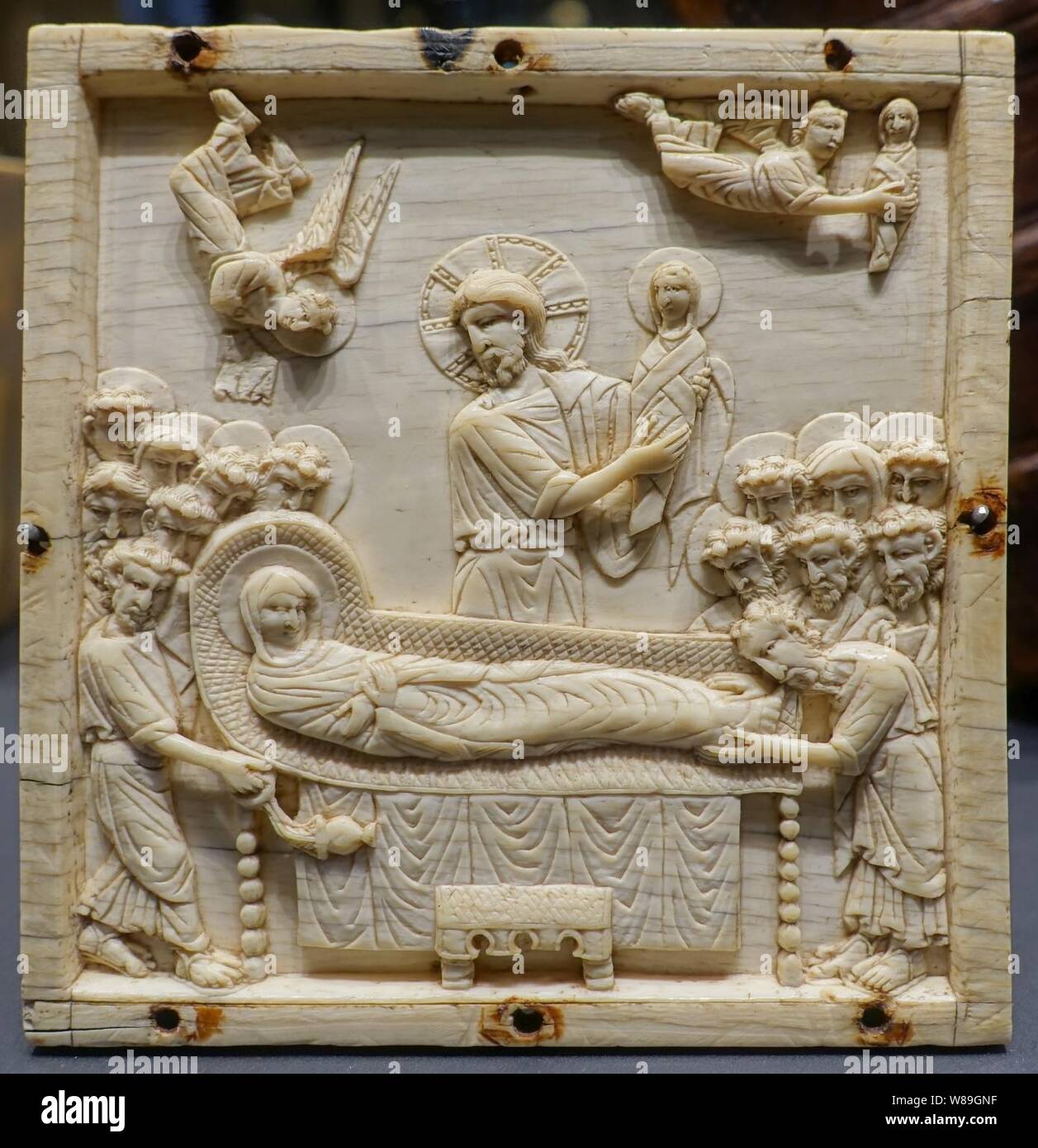 Death of Mary (Koimesis), Constantinople, late 900s, ivory Stock Photo ...