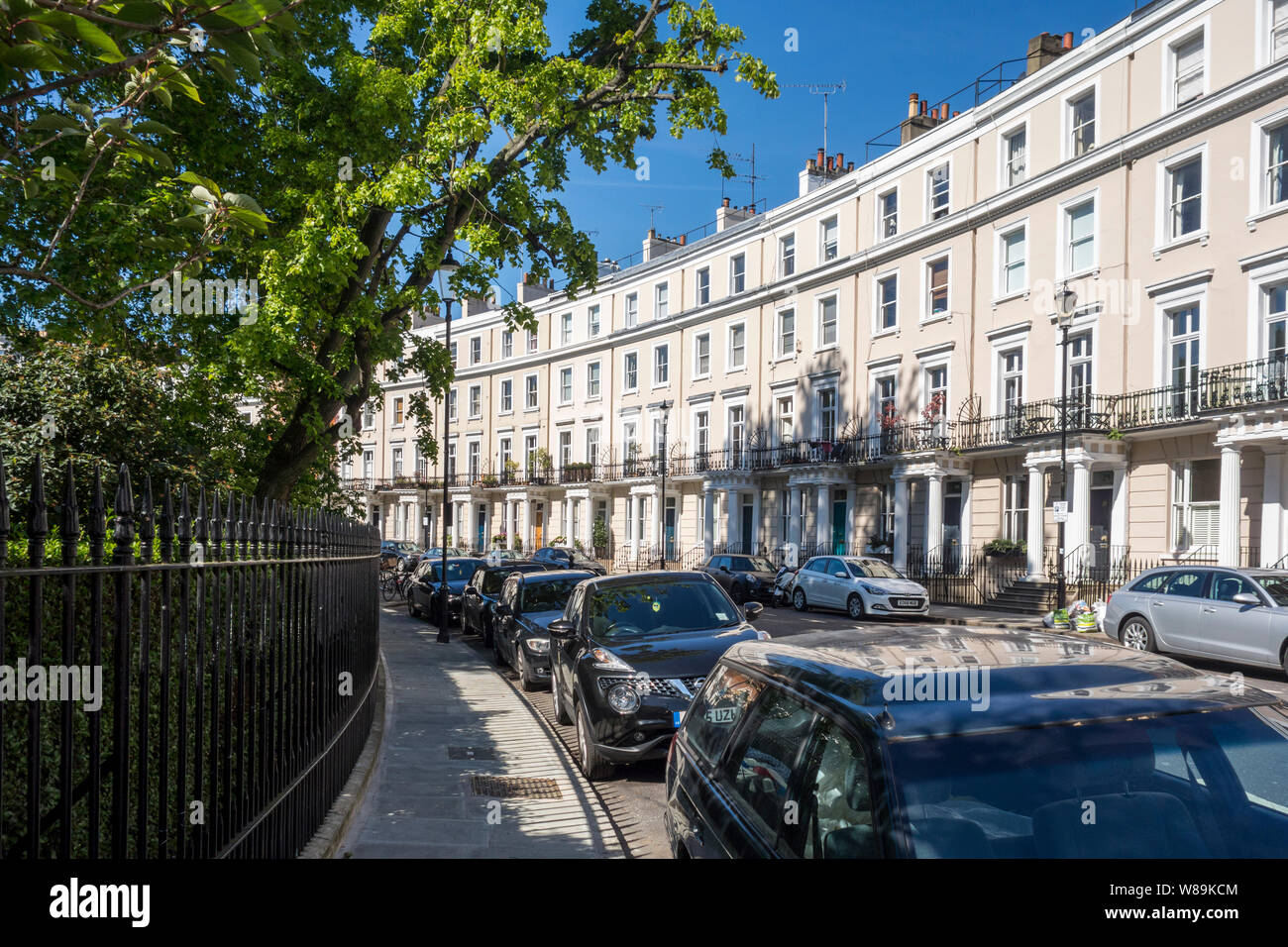 Royal Crescent, The Royal Borough of Kensington and Chelsea, Notting ...