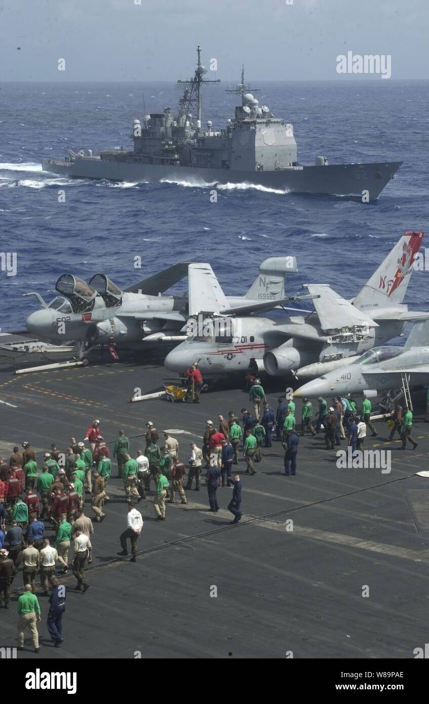 Foreign object debris hi-res stock photography and images - Alamy