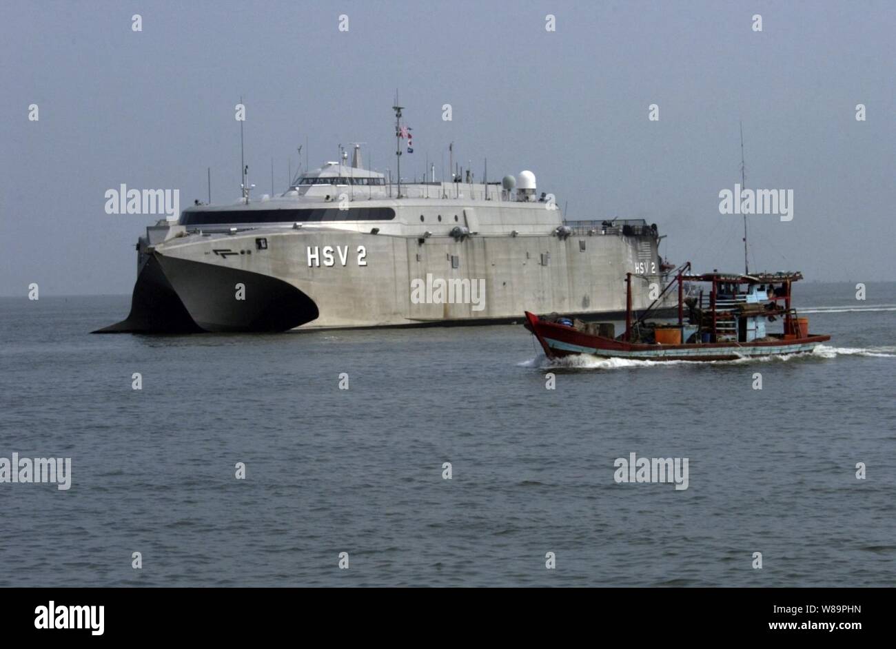 Uss swift hsv 2 hi-res stock photography and images - Alamy