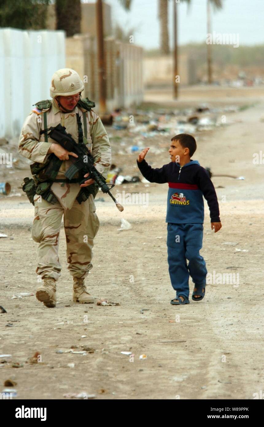 Iraq national guard hi-res stock photography and images - Alamy