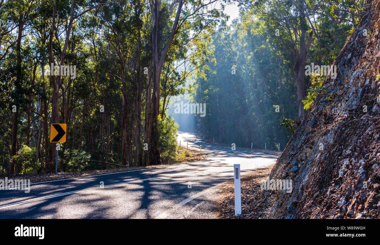 Cars road railing hi-res stock photography and images - Alamy