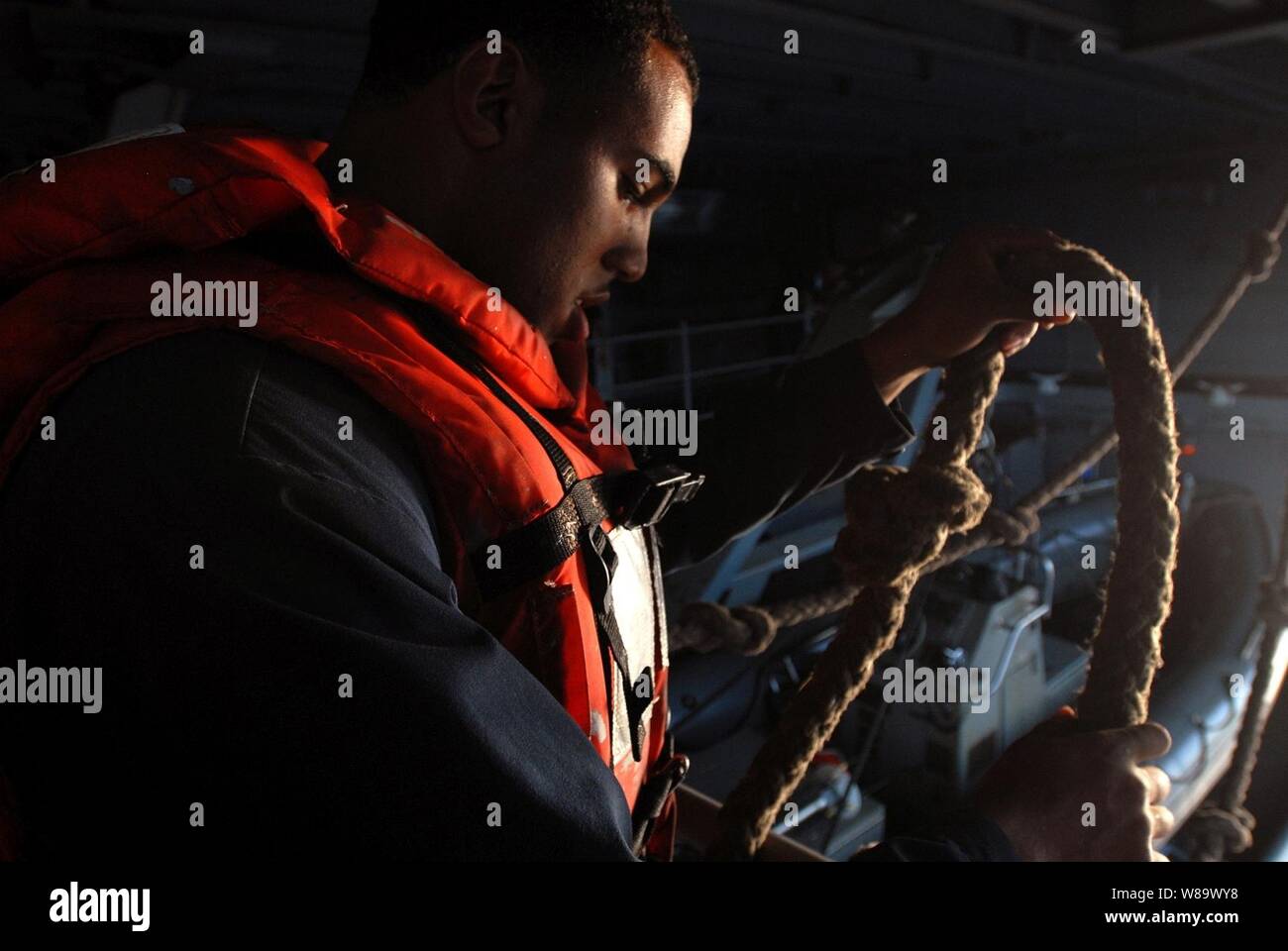 Ships cradle hi-res stock photography and images - Alamy