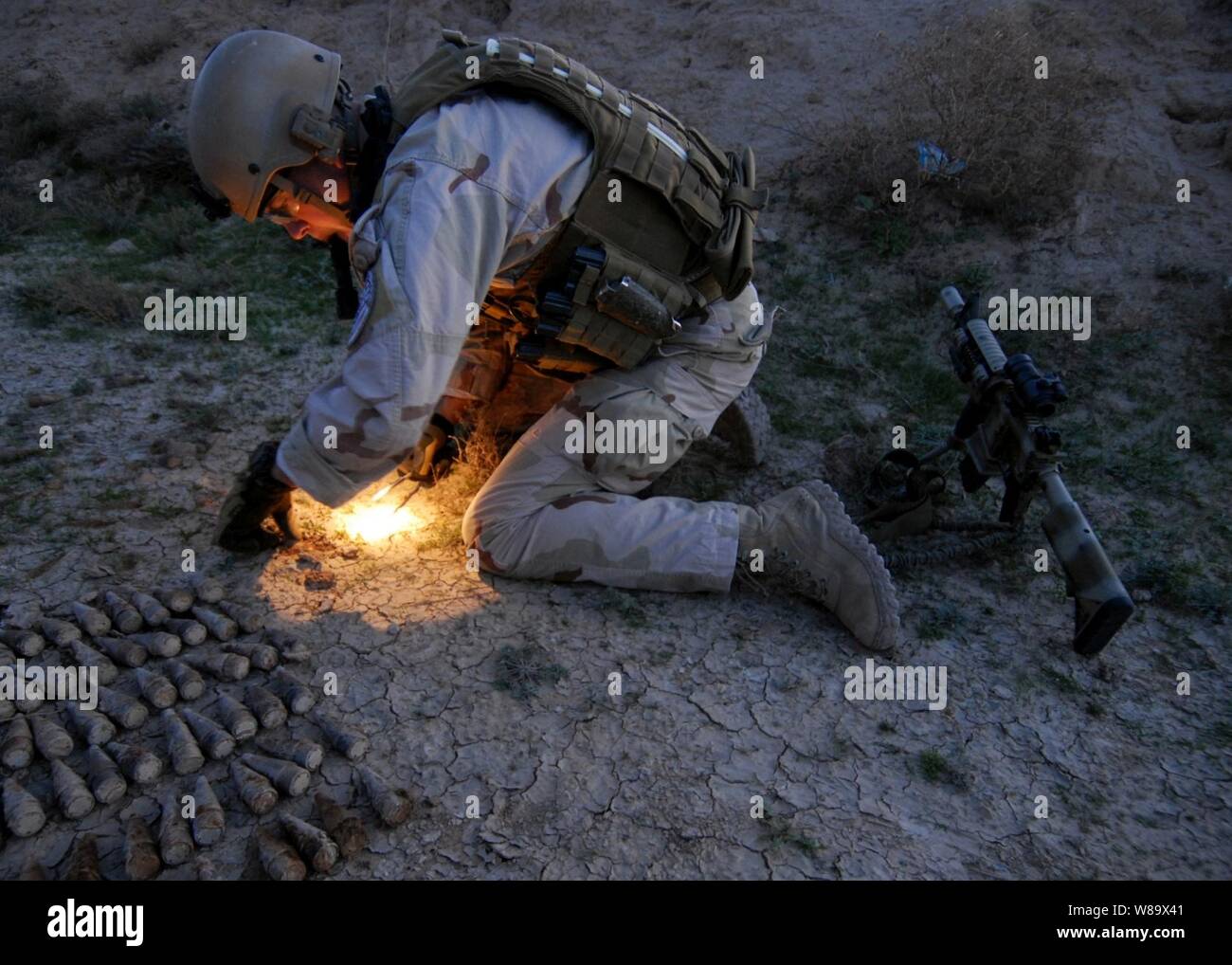 Explosive ordnance disposal mobile unit hi-res stock photography and ...