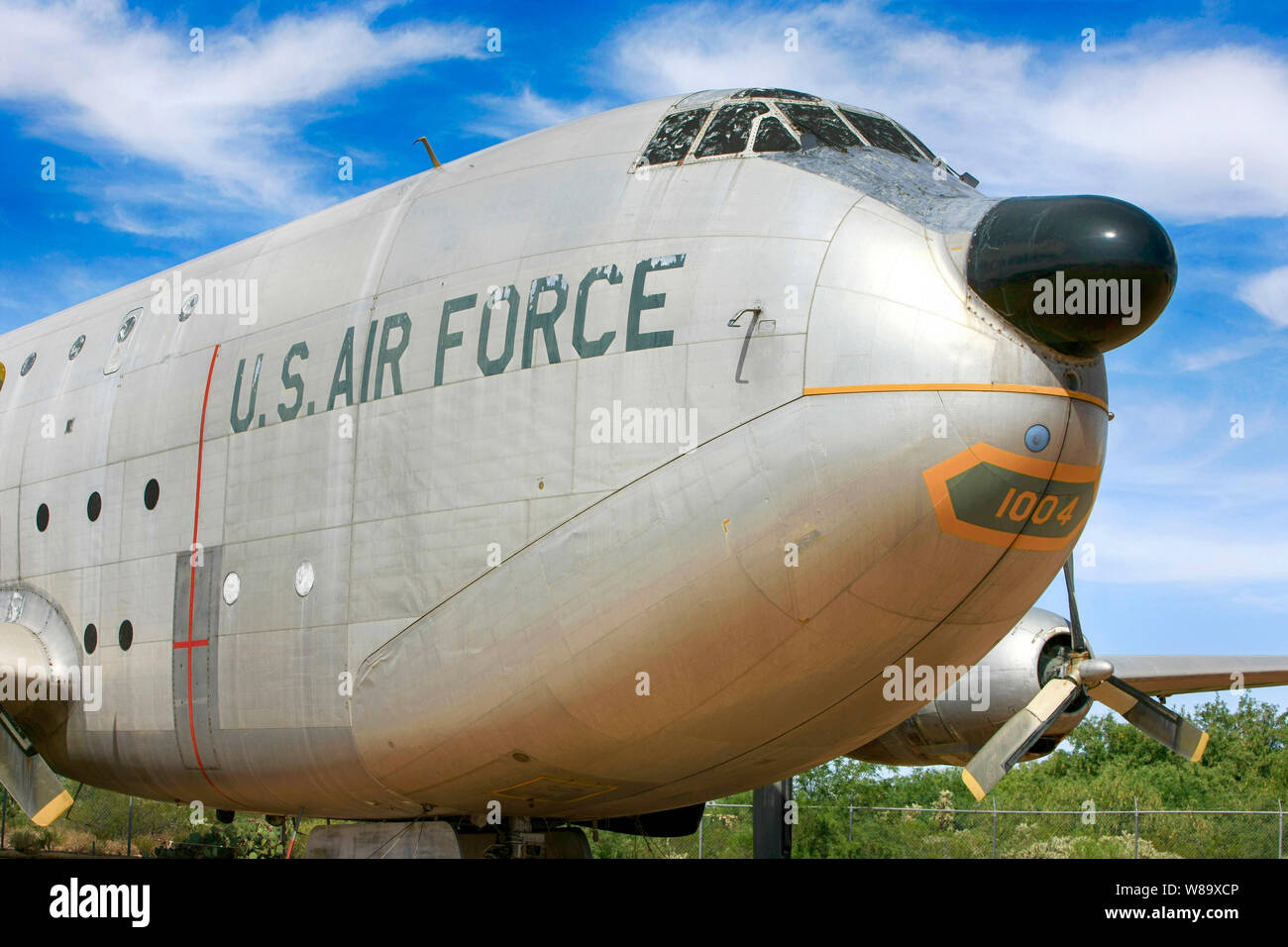 American heavy lift cargo aircraft hi-res stock photography and images ...