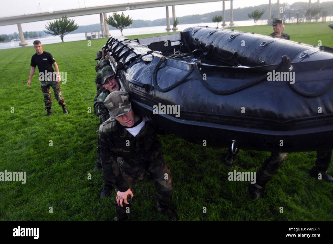 Battle stations hi-res stock photography and images - Alamy