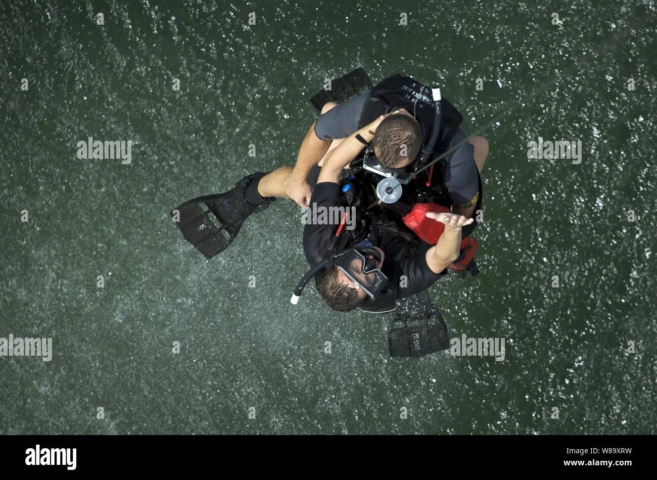 Rescue swimmer candidate hi-res stock photography and images - Alamy