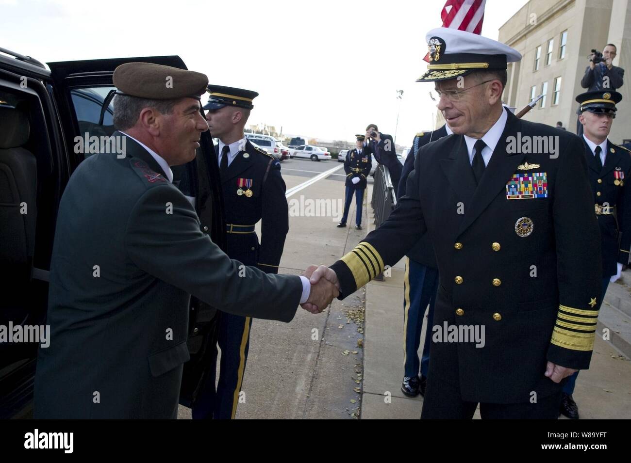 Chairman of the Joint Chiefs of Staff Adm. Mike Mullen, U.S. Navy ...