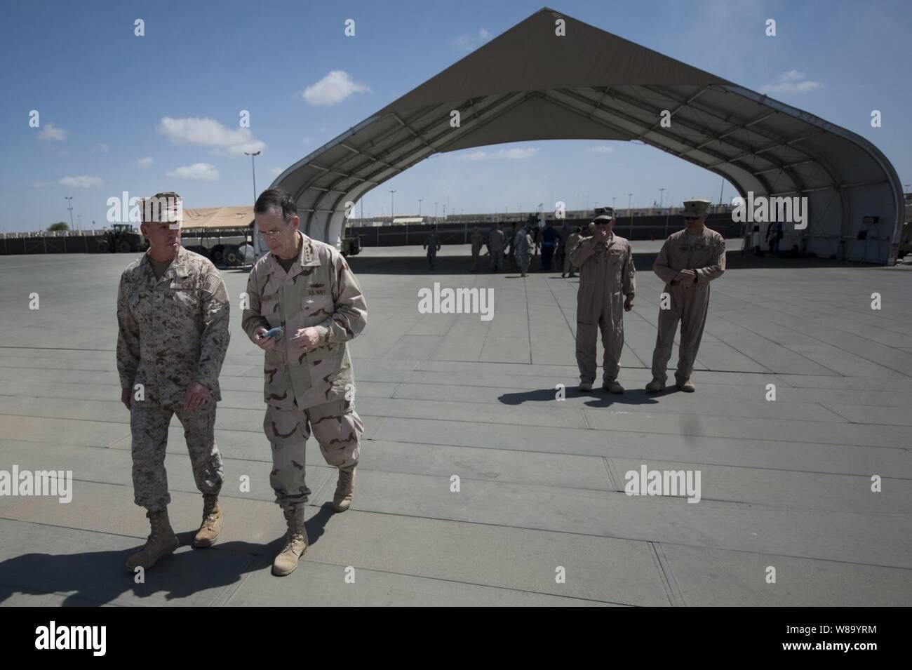 Commander of joint task force hi-res stock photography and images - Alamy