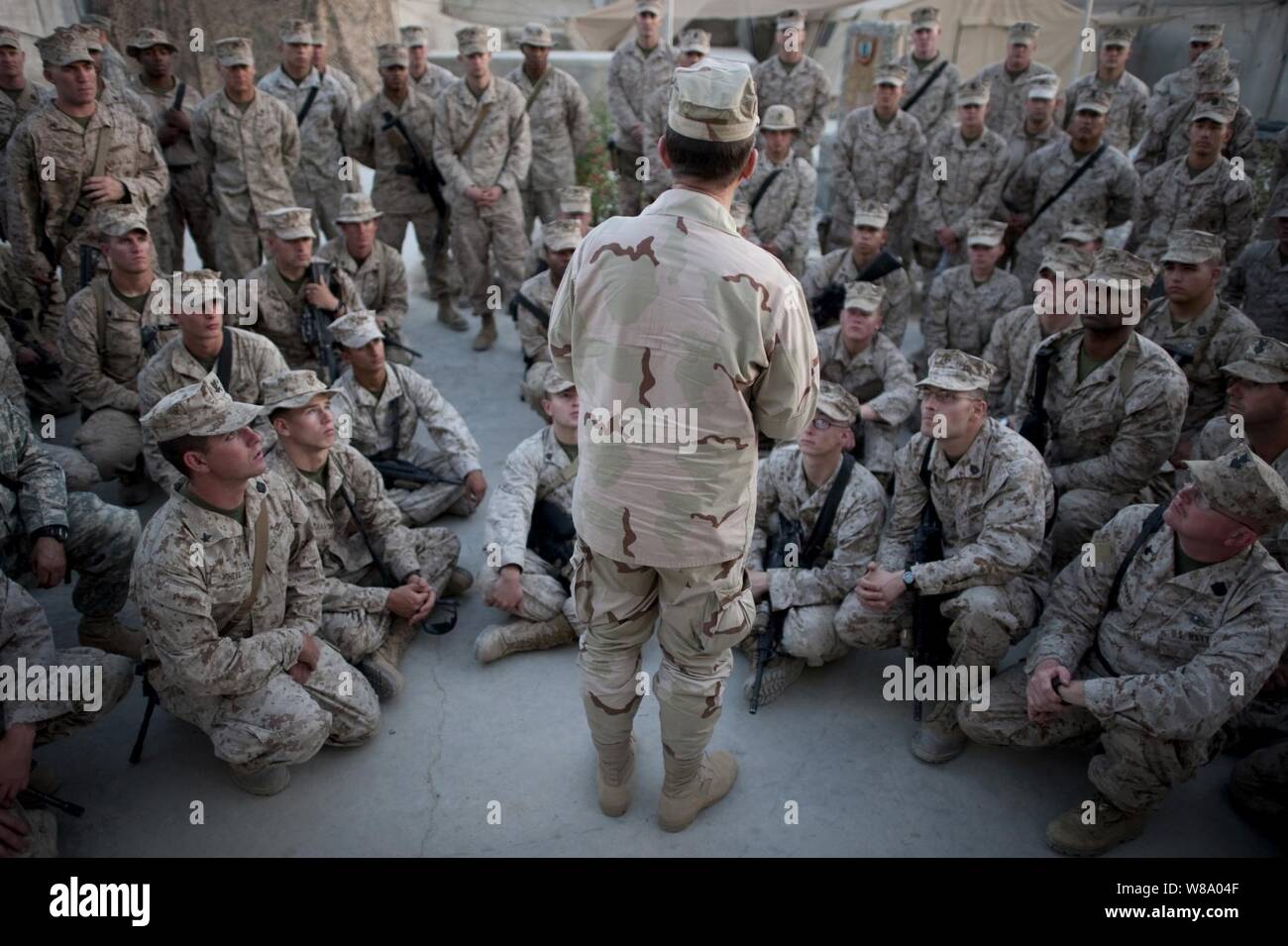 Chairman of the Joint Chiefs of Staff Adm. Mike Mullen, U.S. Navy ...