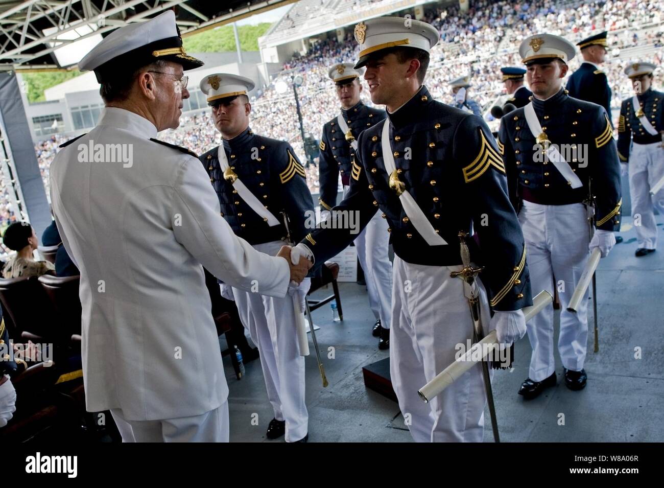 U s military academy graduation hi-res stock photography and images - Alamy