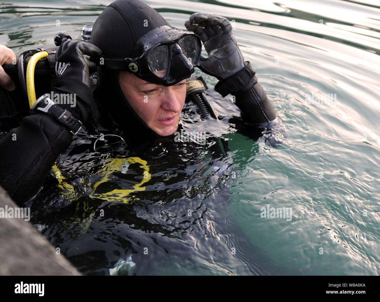 Master chief explosive ordnance disposal hi-res stock photography and ...